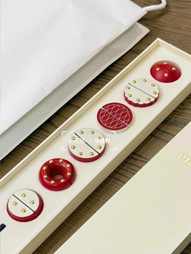 Prada超甜礼物可爱甜甜圈 - 小红书-花瓣网