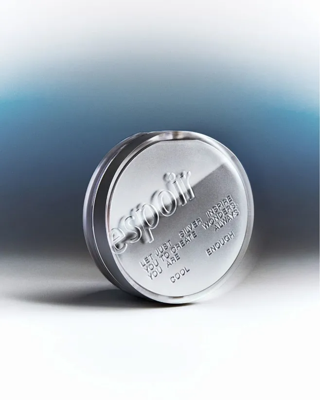 Photo by 에스쁘아 on April 23, 2024. May be an image of coil, belt buckle ...