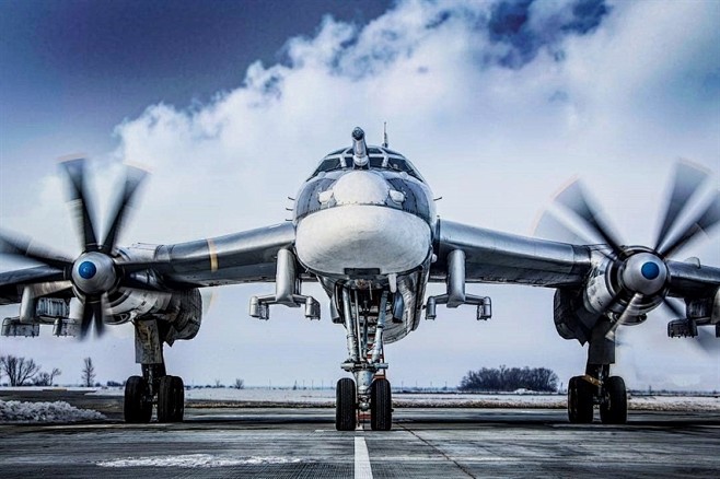 Tu-95 “熊”