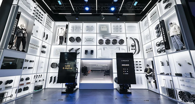 Lynk & Co. - VAVE Studio : We are VAVE – the creative agency for Space ...