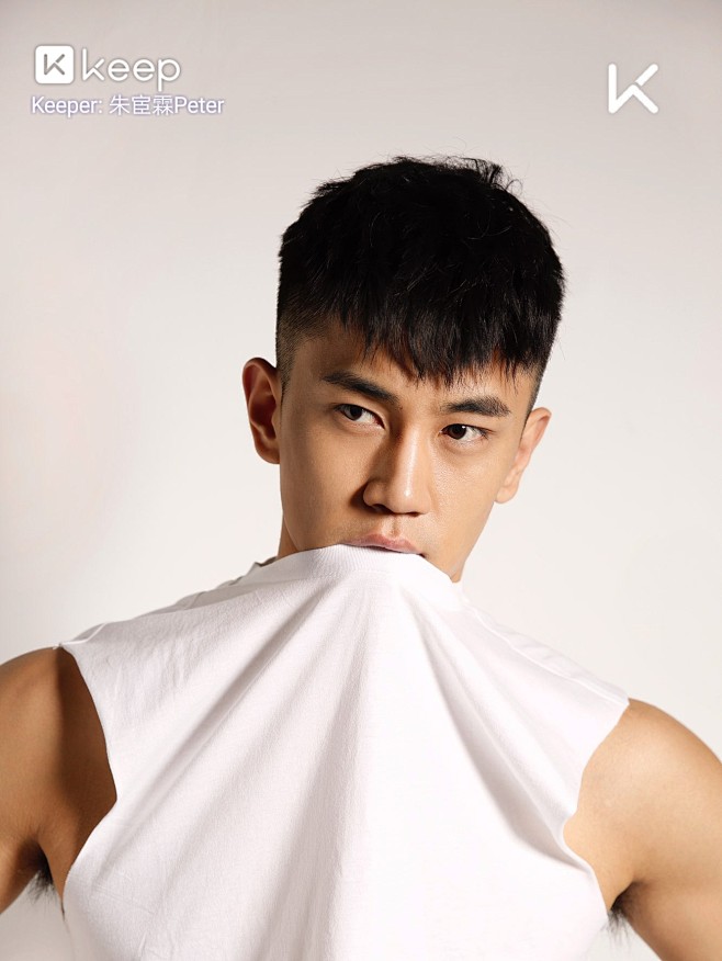 肌肉男照片人体结构参考来自cgbook.cn (1502)