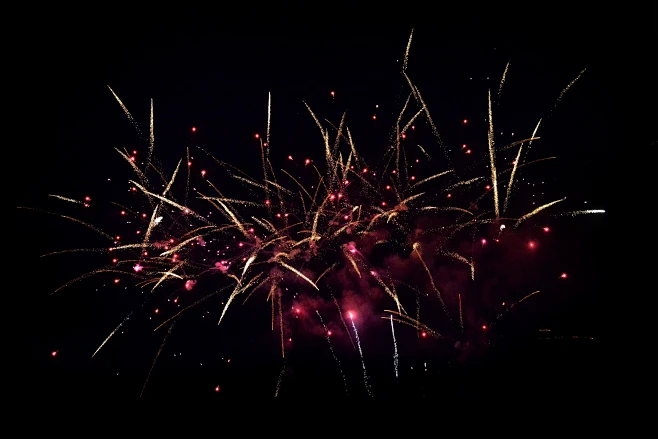 Fireworks_20-花瓣网