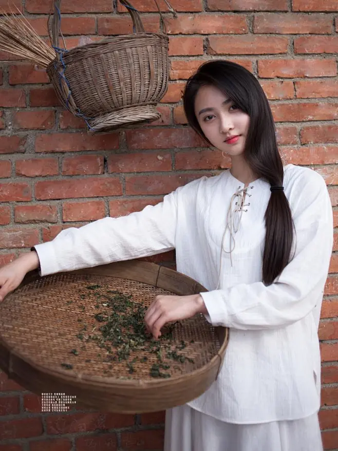 1dc600024a7428b68ebb~noop.image (800×1067)图片_乡村美女图片素材-花瓣网