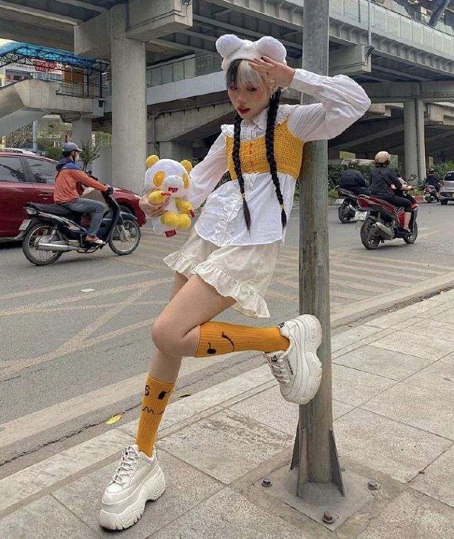 少女 pose动态参考