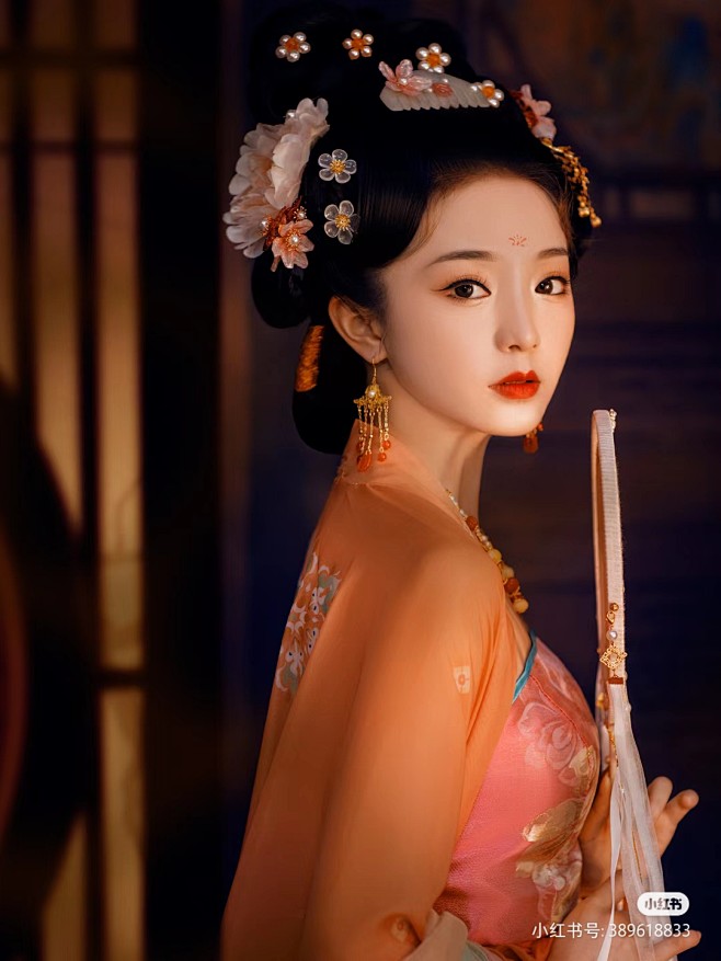 Camera_XHS_167819884113801024r016ylo28howu8010yedeg422ref7