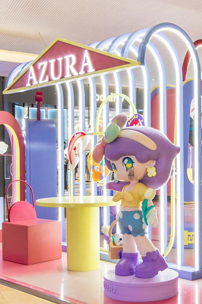 POPMART泡泡玛特「AZURA衣橱系列」快闪展（广州）