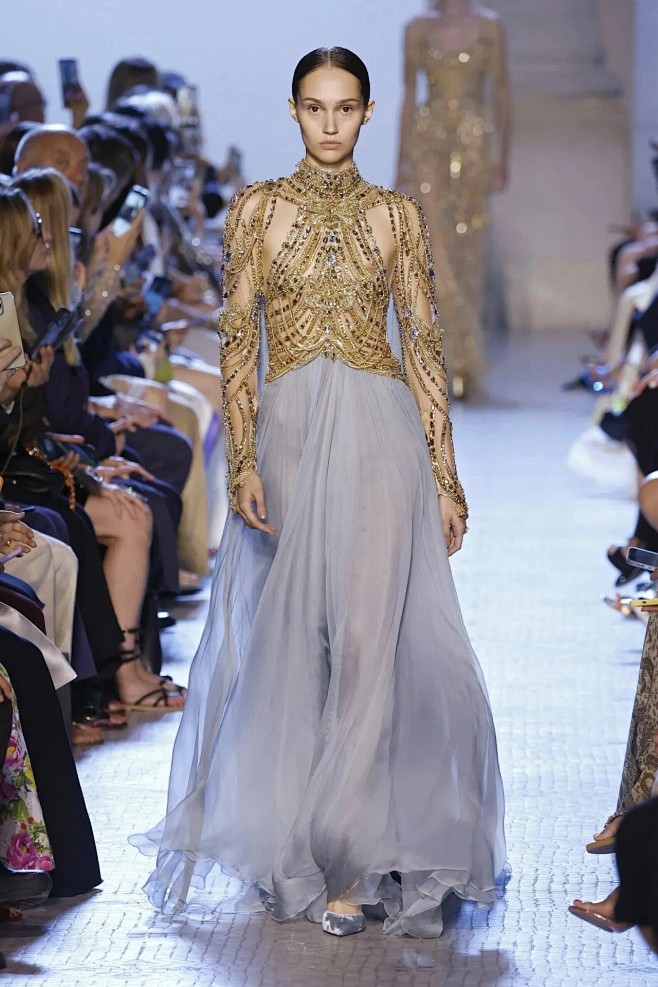 ELIE SAAB 2023/24 秋冬高级定制时装