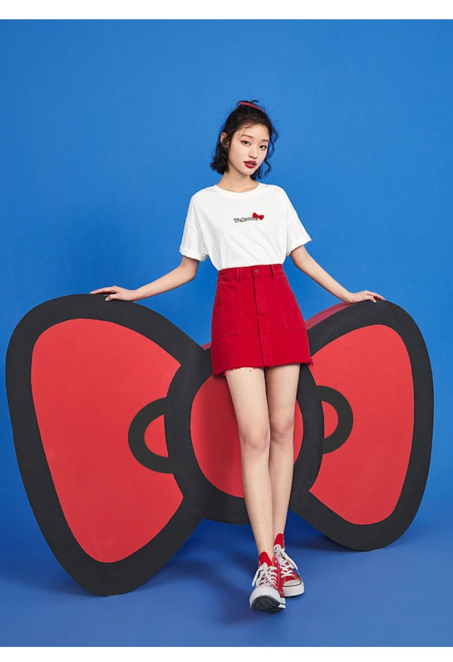 【Hello Kitty联名】乐町休闲白色短袖T恤女2020夏季新款半袖上衣-tmall.com天猫-花瓣网