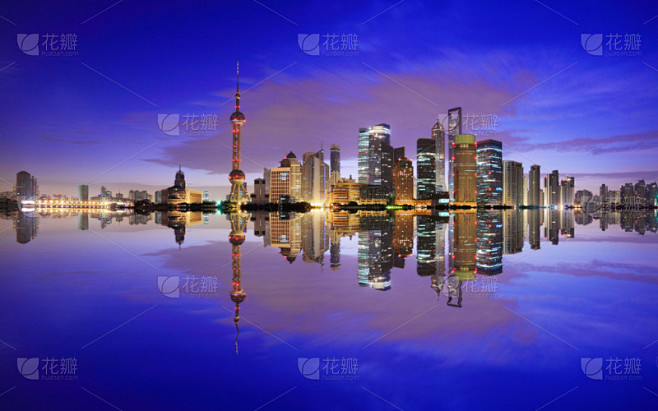 上海陆家嘴金融与贸易区在新黎明地标