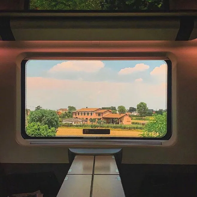 车窗外 | ins：hello_dongwon -花瓣网