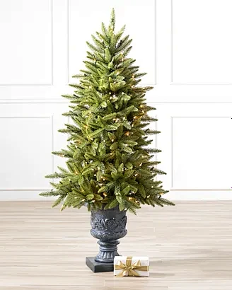 Highland Estate Potted Spruce Tree-花瓣网