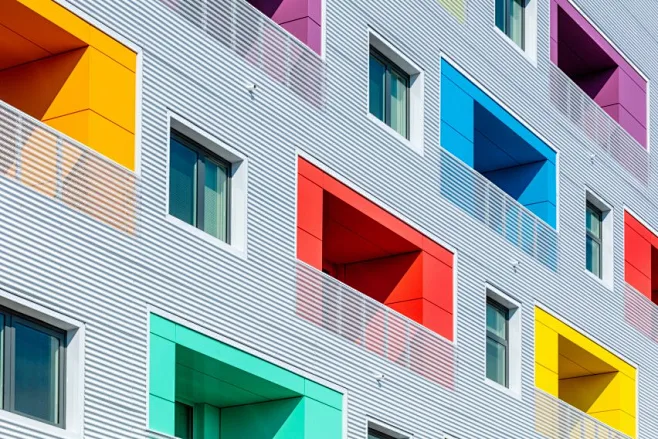 John Ronan's affordable housing in Chicago has colourful balconies : A ...