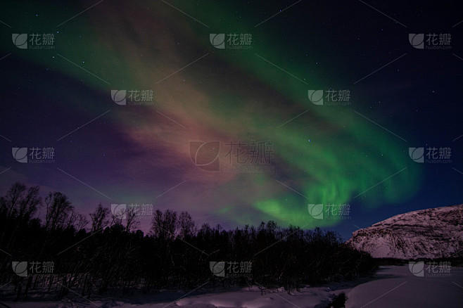 北极光，艾贝耶娃河，挪威阿尔塔