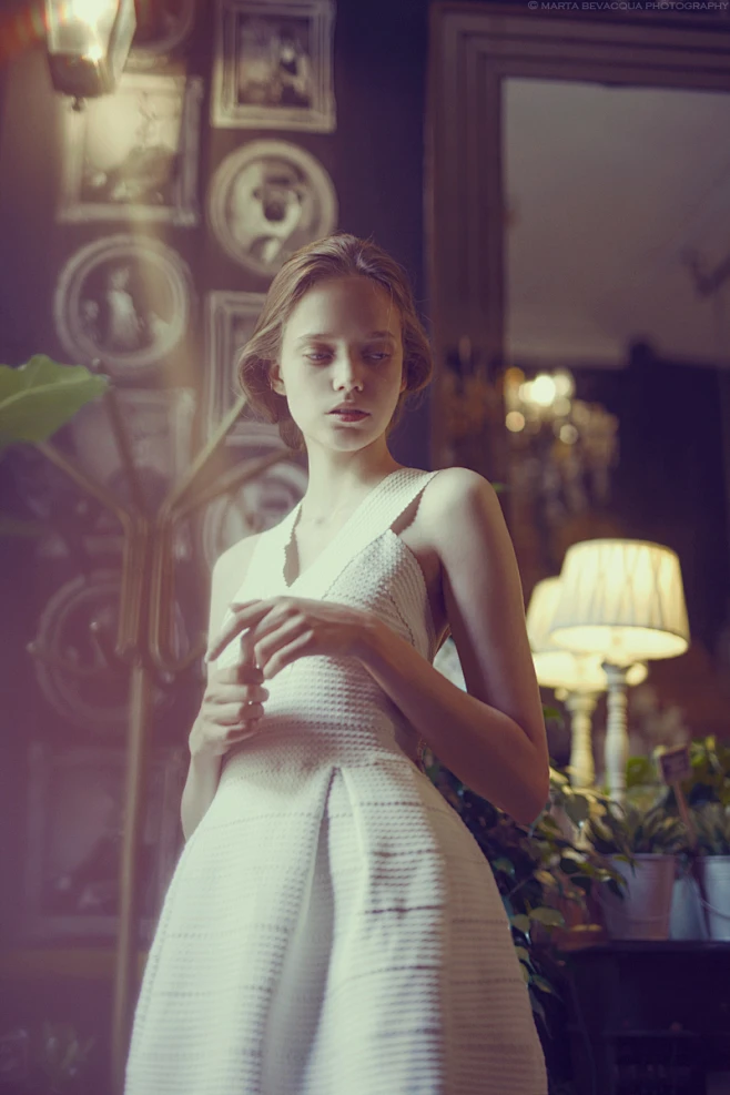 another wonderland : Photography: Marta Bevacqua; Model: Alicja @ IMG-花瓣网