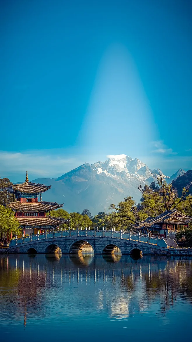 Let the Light In by Casey McCallister on 500px-花瓣网