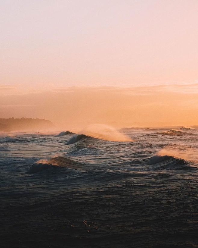 【海 | Jon Sanchez】摄影构图美学。60000张优质采集：优秀排版参考 / 摄影美图 / 视觉大片提升审美。@骏生电商笔记