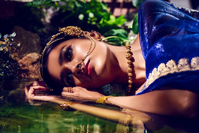 Vaigai : Moghamul - Chapter IV : A series of images inspired by ...