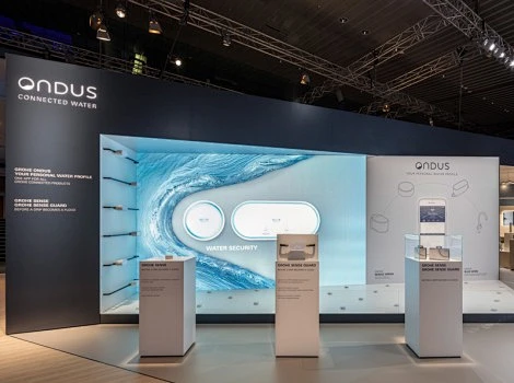 “The Pure Joy of Water” | Schmidhuber-花瓣网