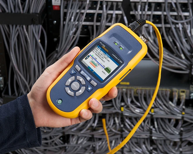 Fluke Networks AirCheck WiFi Tester : Fluke Networks AirCheck Wifi ...