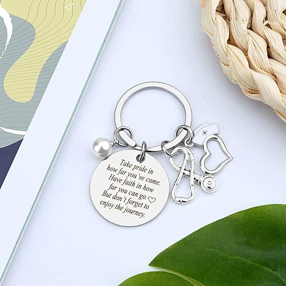 Amazon.com: Keychain nurse gifts for women key ring gifts for nurses ...