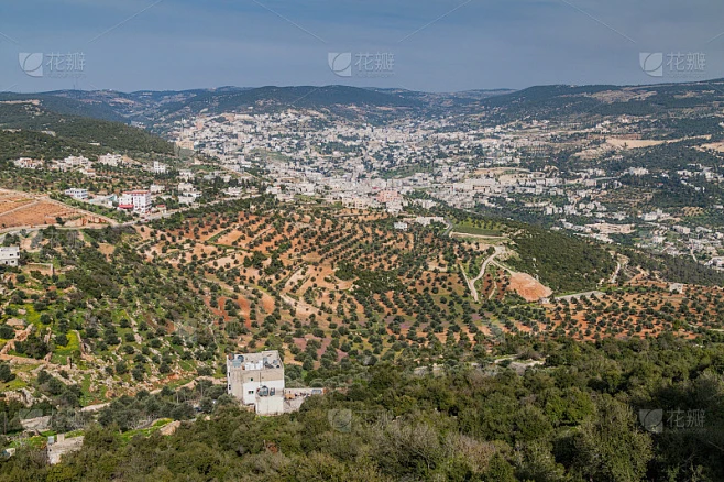 Jord的ajlon镇鸟瞰图素材-花瓣网