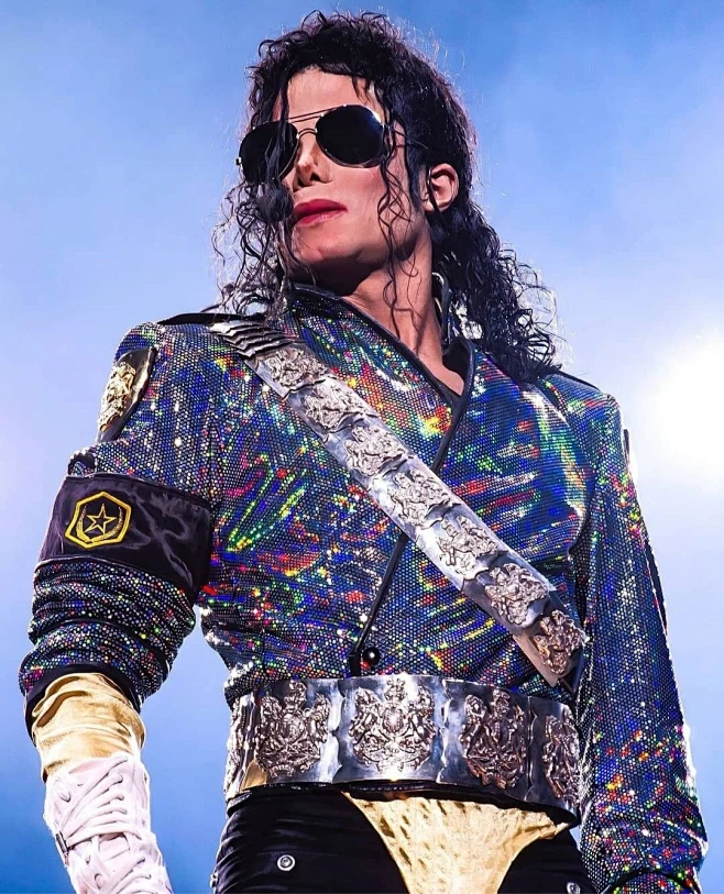 Dangerous Tour♥️-花瓣网