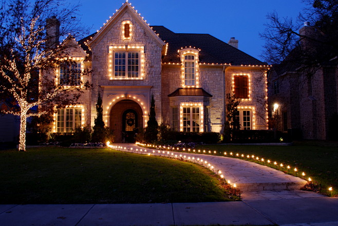 outdoor-christmas-lights-house-ideas-need-to-know_outdoor-lightin