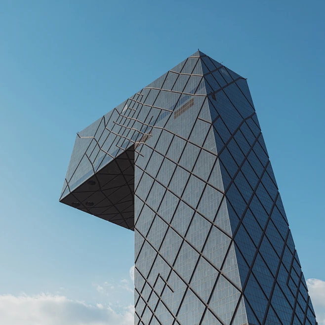 CCTV Headquarters . Location: Beijing, China . Architect: OMA-花瓣网