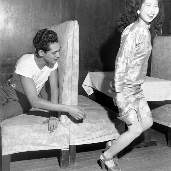 伯恩斯的中国摄影集.By Jack Birns.美国生活杂志.1947至1949年.带英文书签_页面_0328-花瓣网