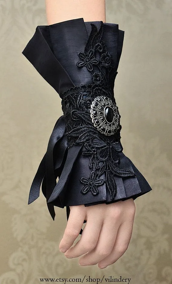 Beautiful Gothic Victorian Cuff Bracelet, Lolita Vampire Style, Dark ...