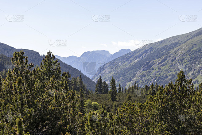 风景附近的鱼湖(Ribni Ezera)，瑞拉山，保加利亚