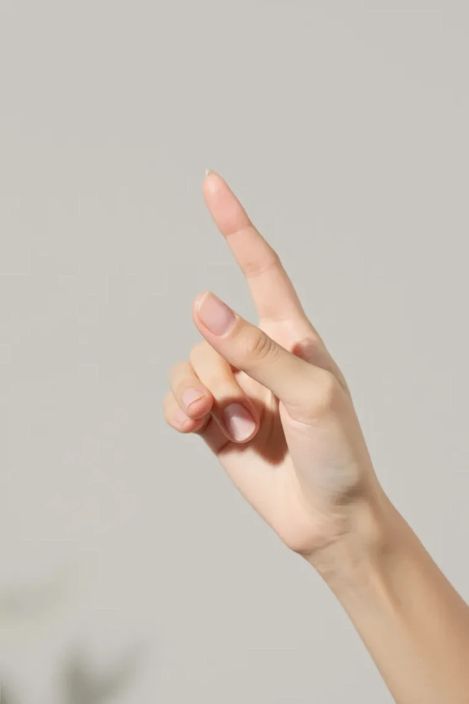 F.1【手部特写】手持产品场景_熊猫头AI手部特写1.0-LoRA-熊猫头AI-LiblibAI-花瓣网