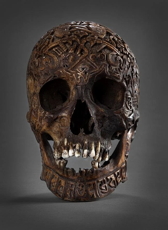 #爆艺术#Carved Tibetan skulls.（西藏雕刻头骨）-花瓣网