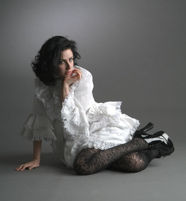 mjranum-stock.deviantart.com__Lil_White_Goth_Grl___22_by_mjranum_stock