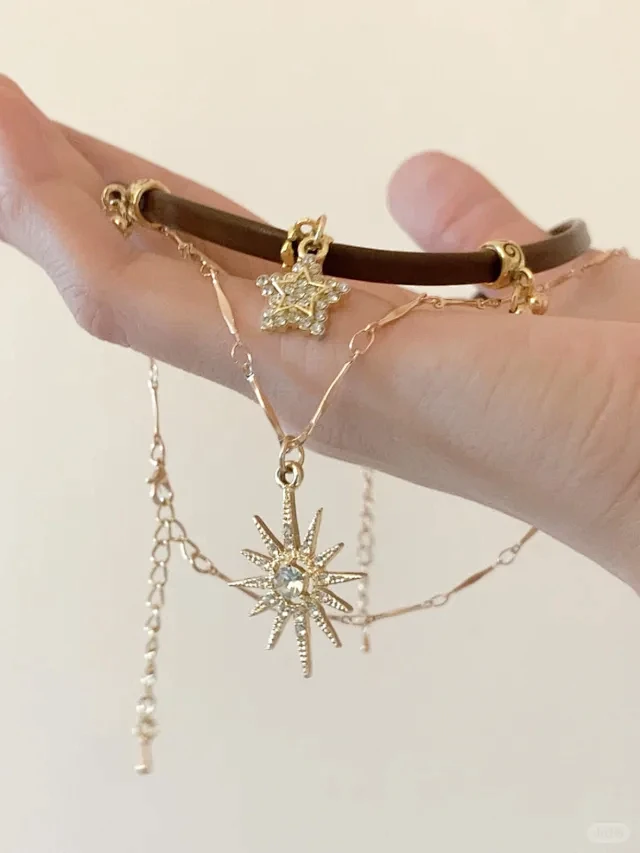 Leaaa • 小红书 / RED-花瓣网