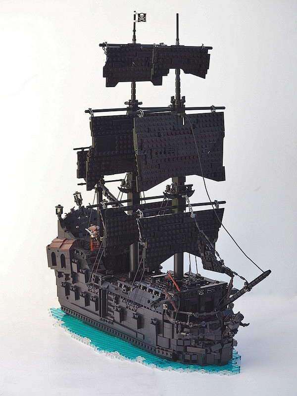 La Perla Nera (The Black Pearl)