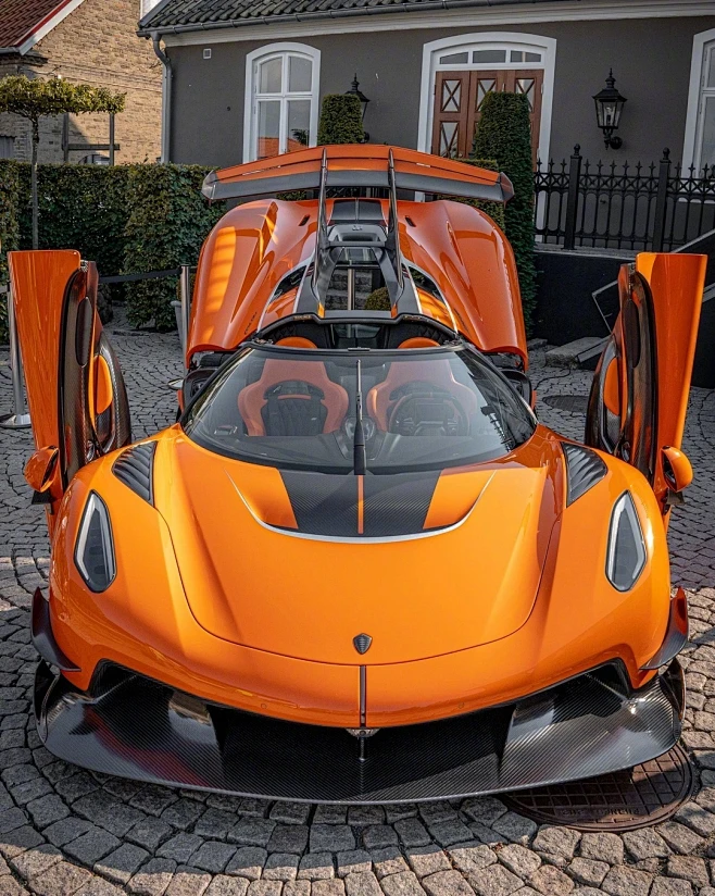 柯尼赛格Koenigsegg Jesko图片_【视觉】汽车海报图片素材-花瓣网