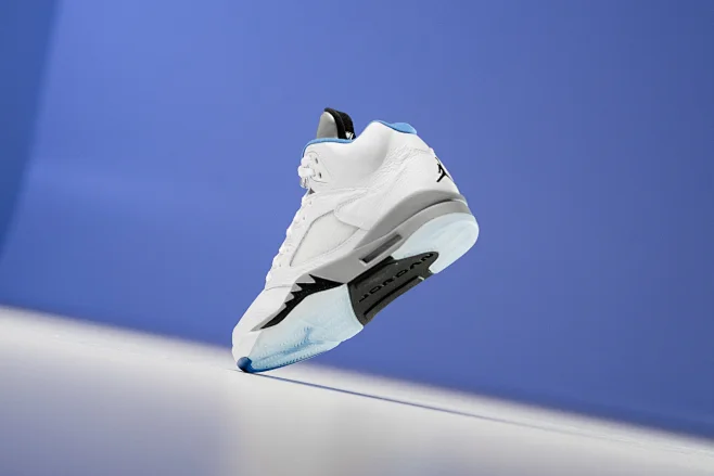 Air Jordan 5 Retro 'Stealth' : This release revives an AJ5 colorway ...