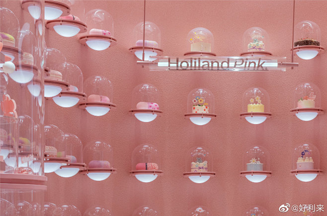 南京首家好利来主题店「Holiland Pink.」 Pink me #南京第一家好利来#_7002cbf1ly1gh4a2rif7oj219f0u0x6x