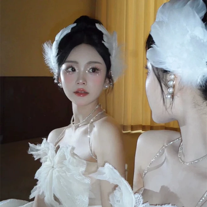 白天鹅羽毛头饰女20...-tmall.com天猫-花瓣网