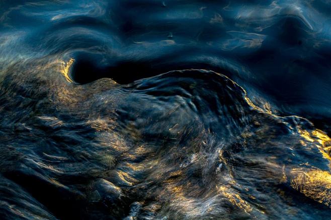 Ocean water waves-花瓣网