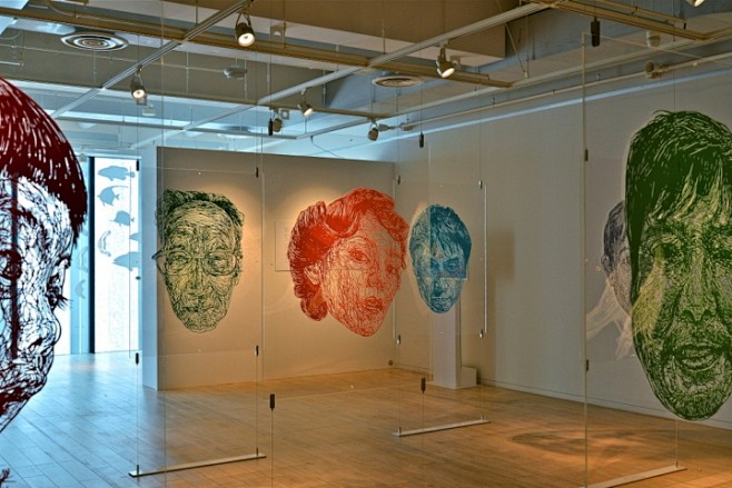 LIFE-SIZED-paper-cutouts-exhibition-by-Risa-Fukui-Tokyo-Japan-05