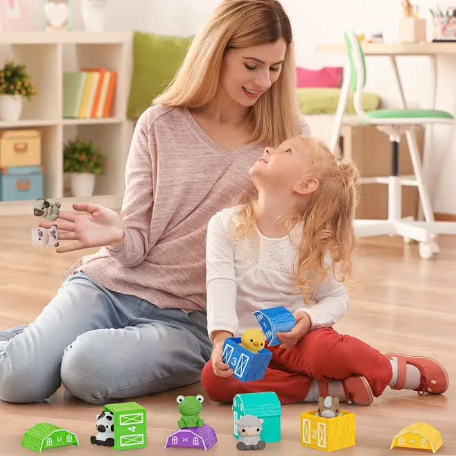 Amazon.com: Learning Toys for Toddlers 1 2 3 Years Old, 20 Pcs Farm Animal Finger Puppets & Barn ...