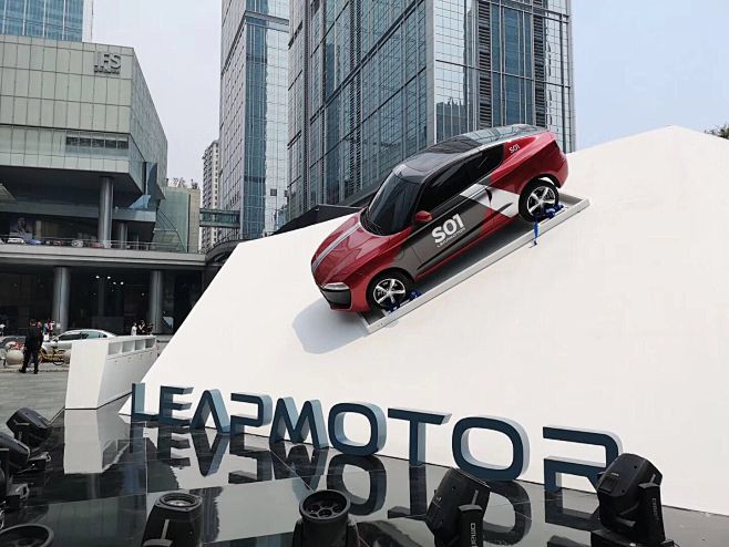 零跑汽车“异能晶体”快闪能量场 : 零跑汽车,LEAPMOTOR,新势力造车