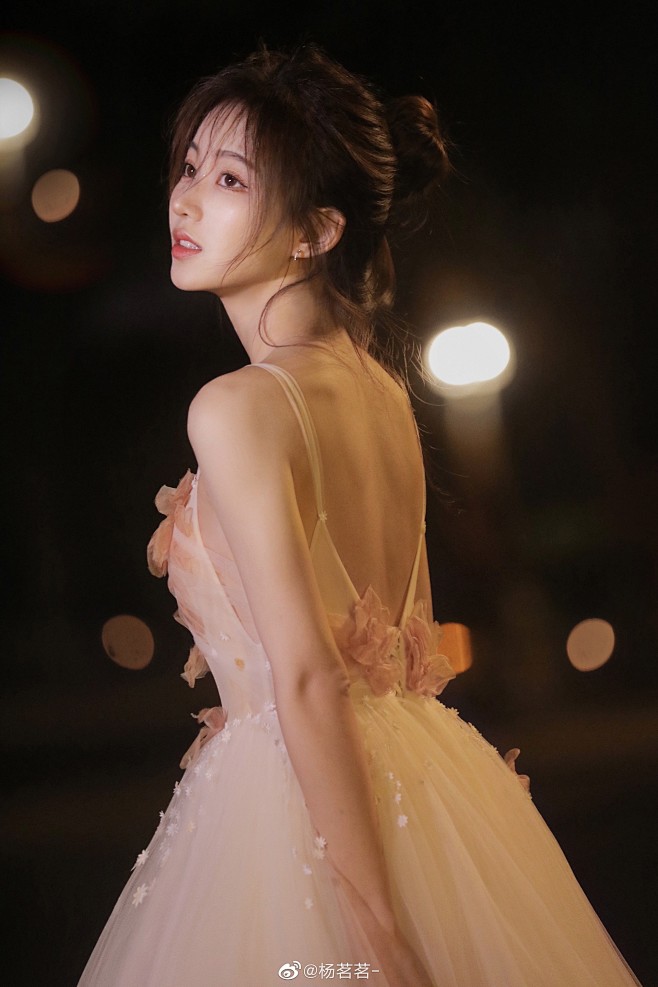 在夜色里寄存的一万次心动 杨茗茗 晚晚晚儿呀7cd9bd 9511