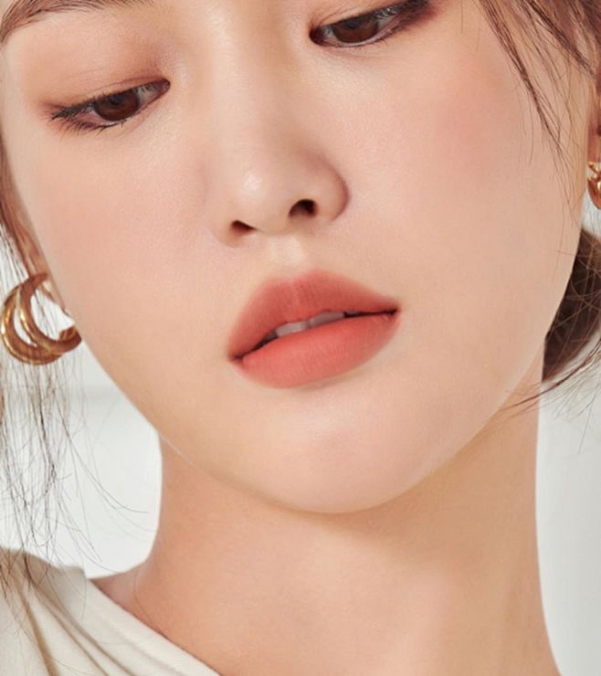 chase_J 采集】-Photo by 에스쁘아 eSpoir official on April 20, 2020. 图片中可能有：一人或 ...