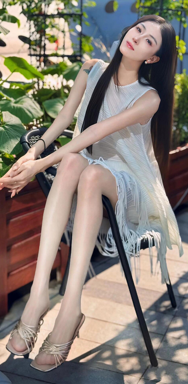 苗条美女Cr#VPlus女神 (1)