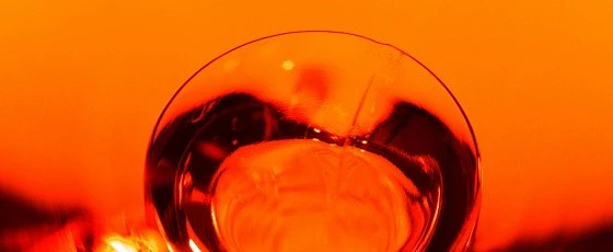 马爹利X.O. : 探索马爹利XO干邑白兰地：此款非凡的XO干邑拥有独特拱形酒瓶，彰显马爹利酒庄独有风格。-花瓣网