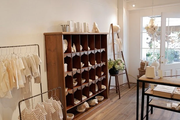 Identité de marque de Pristine par Daigo Daikoku - Journal du Design ...