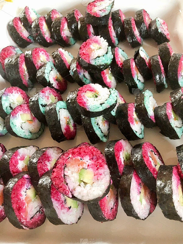 Self-created and prepared Suhsi素材-花瓣网